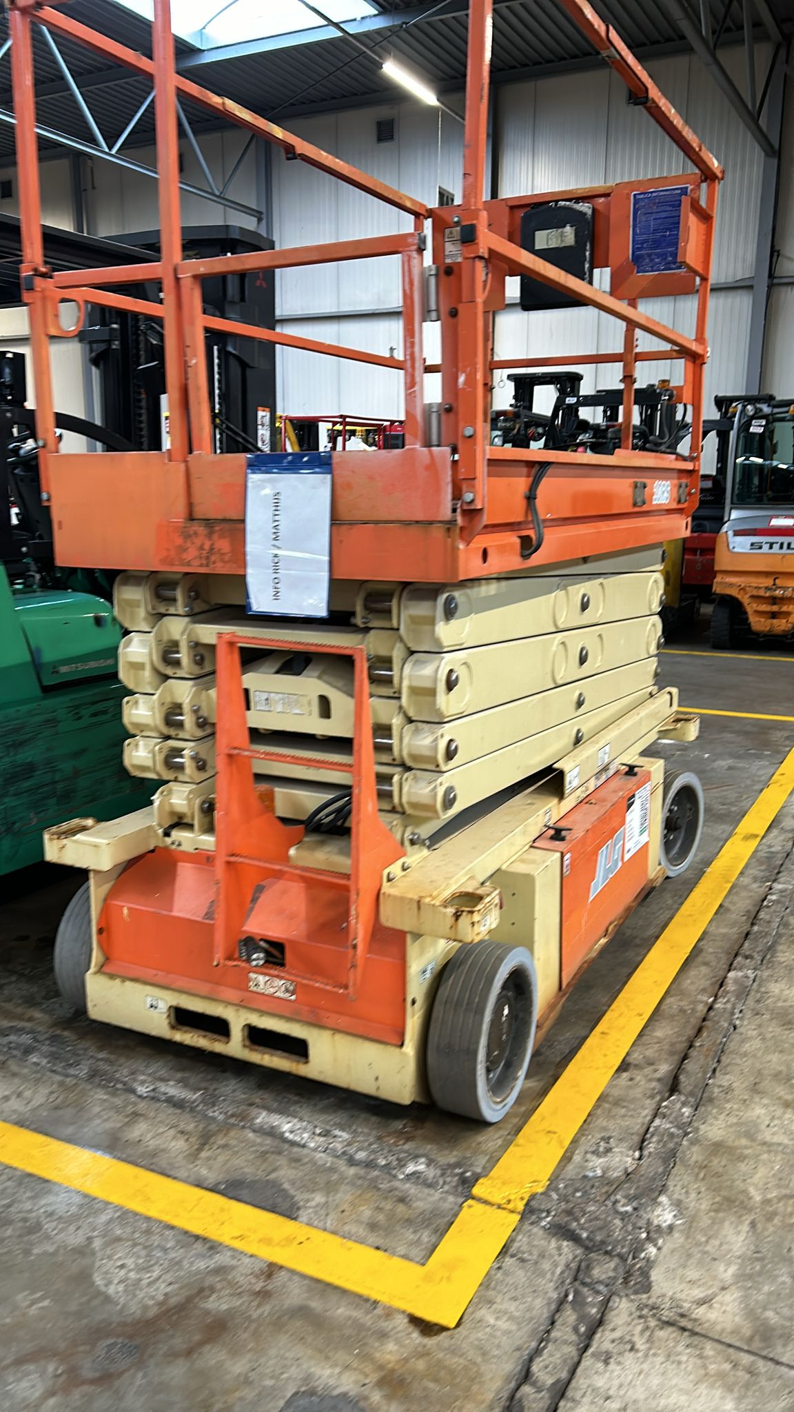 Elevador de tijera JLG 10RS – MaqAmericas